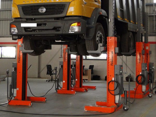EHB707 mobile column hoist | Hartex Engineering